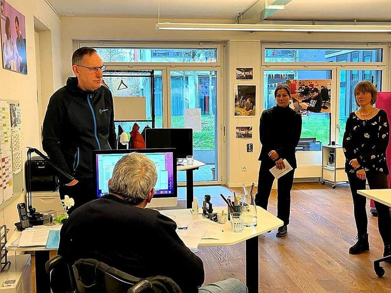 Besuch vom Regierungsrat Mario Fehr - leben-wie-du-und-ich