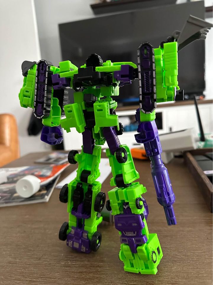 The Yellow Devastator, transformable Robot set - Toysmart