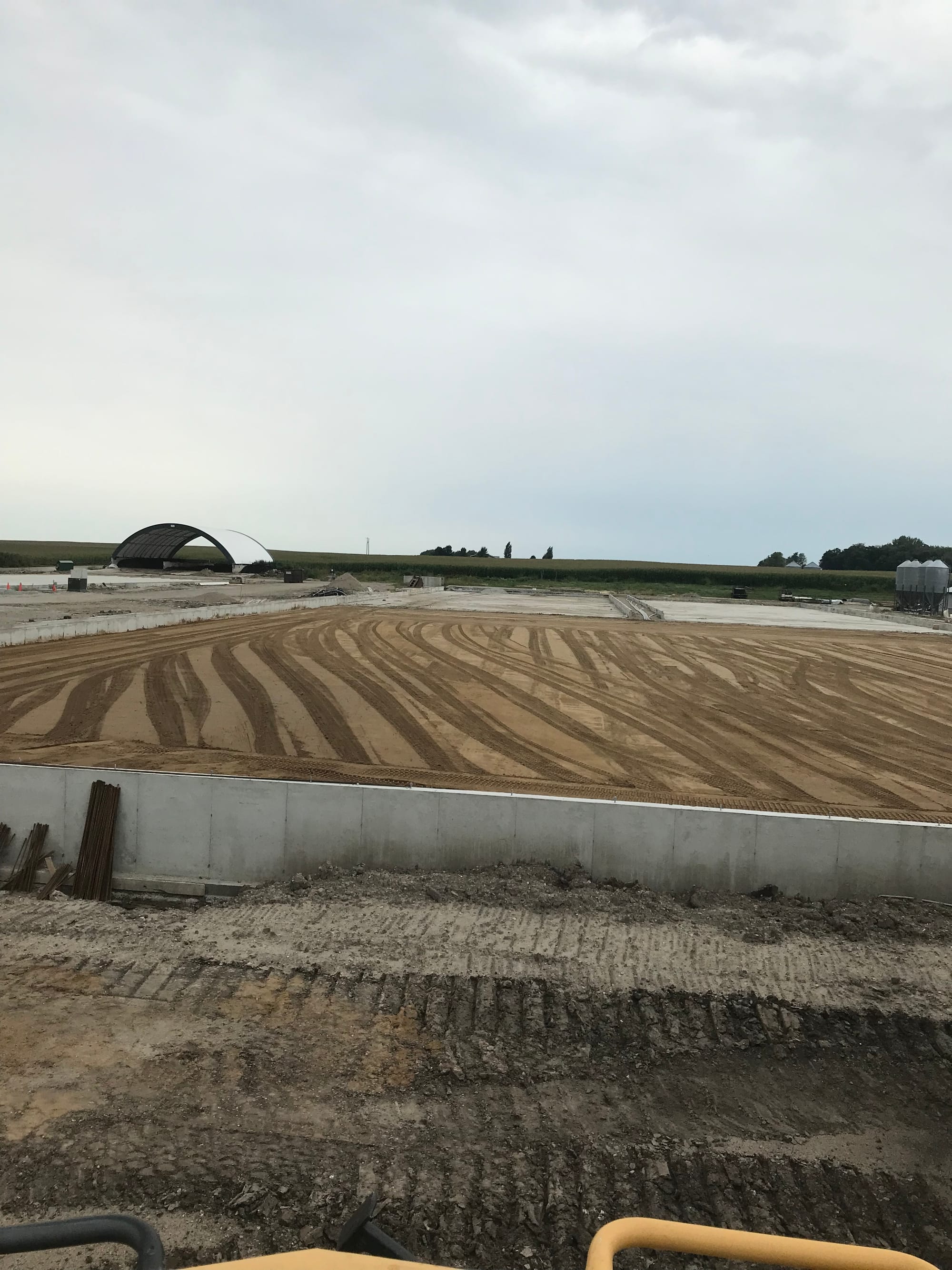 Hog Pit Floor - SF Enterprises LLC.