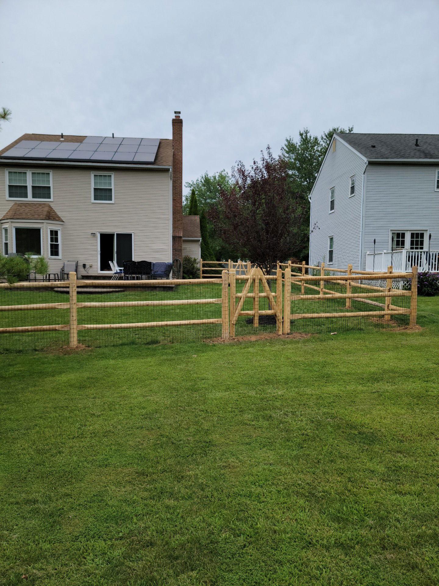 Best fence company contractor in Bristol PA, Levittown PA, Yardley PA.