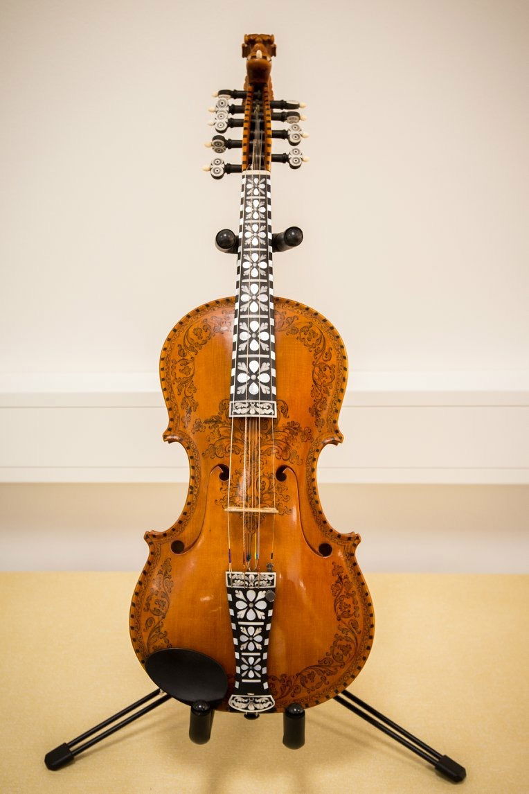 Hardingfele bygd av Ottar Kåsa - www.felemakar.com