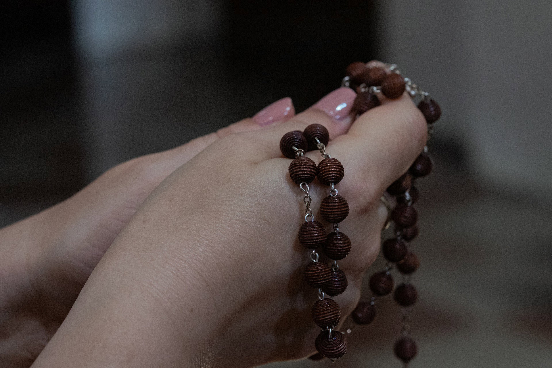 Terço da Sagrada Face: as imensas promessas de Deus para seus devotos ...