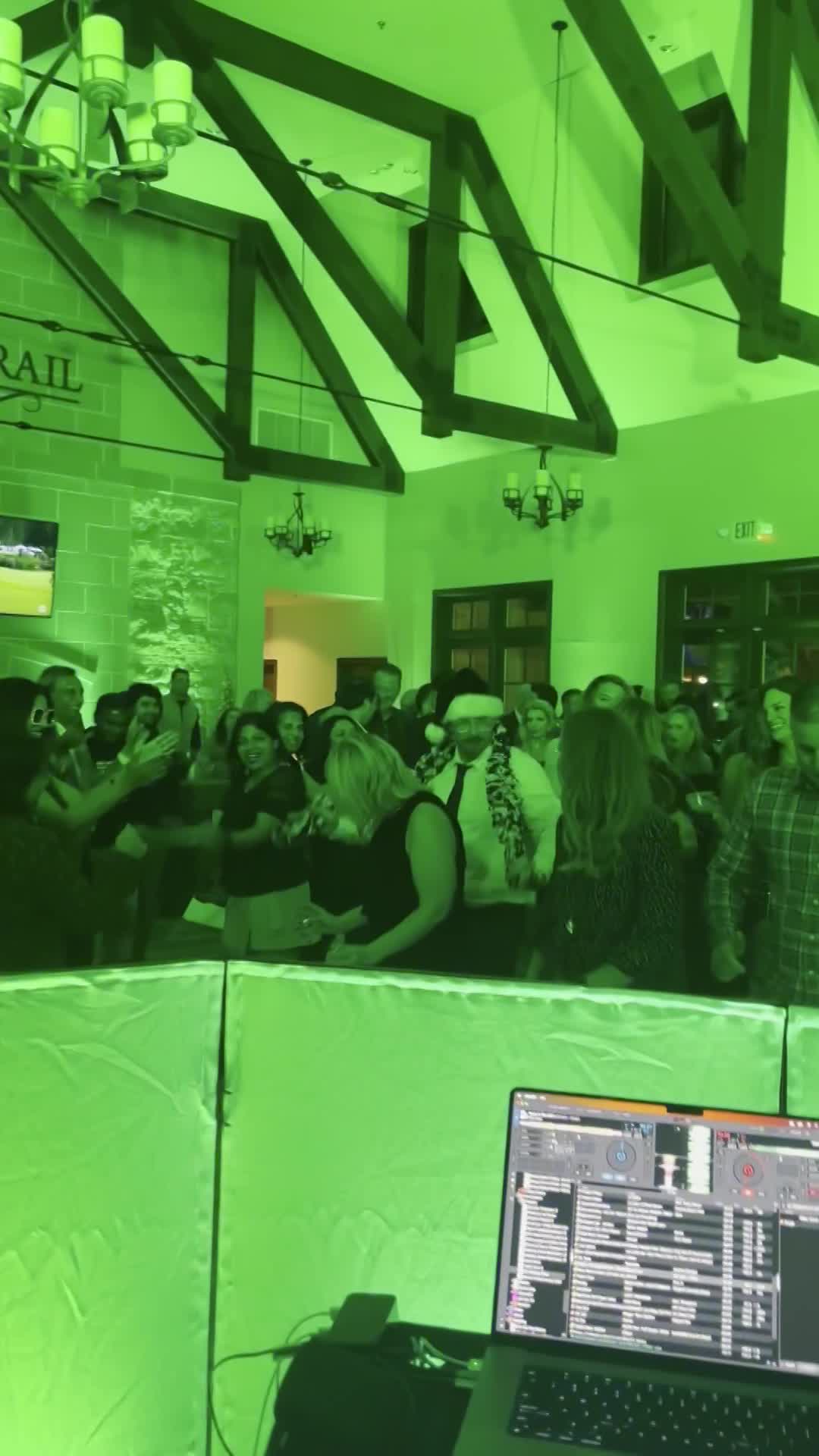 DJ NEIL TX - PARTY EVENT DJ and Photobooth