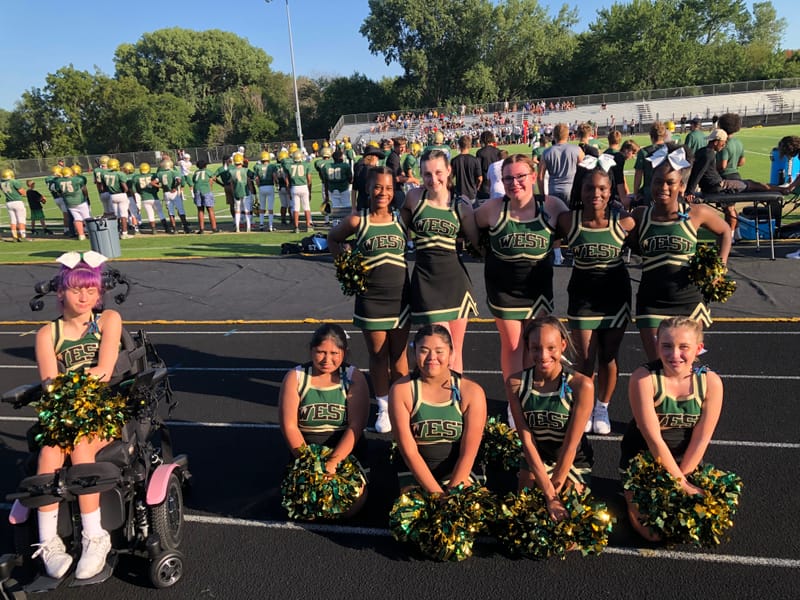WEST HIGH CHEERLEADERS WEARING IGYSP RIBBONS - I'm Glad You Stayed Project