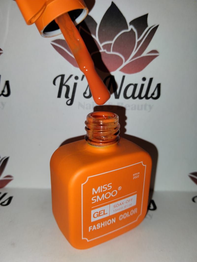 Miss Smoo #13 (Some Bows Broken) - Kj's Nails