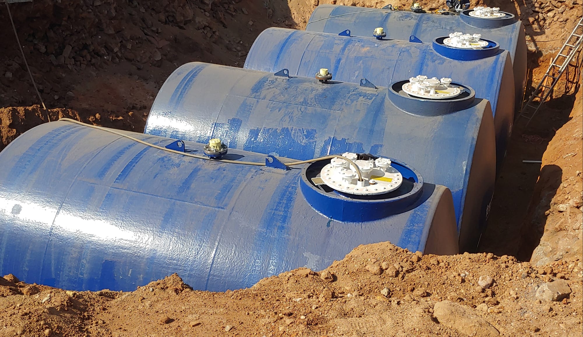 INGWE FUEL TECH SOLUTION (PTY) LTD - PETROL STATION CONSTRUCTION