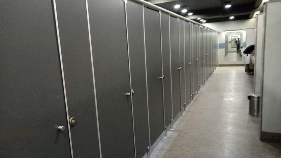 Toilet partition And Restroom Cubicle System - Restcube
