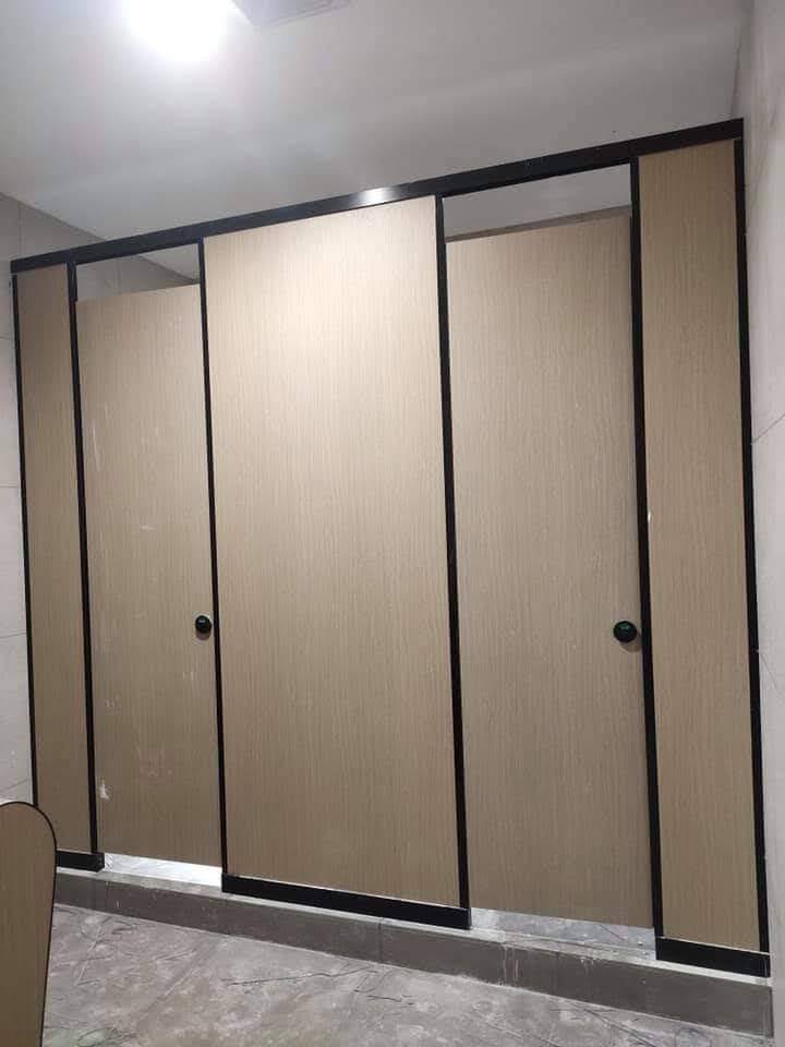 Toilet partition And Restroom Cubicle System - Restcube
