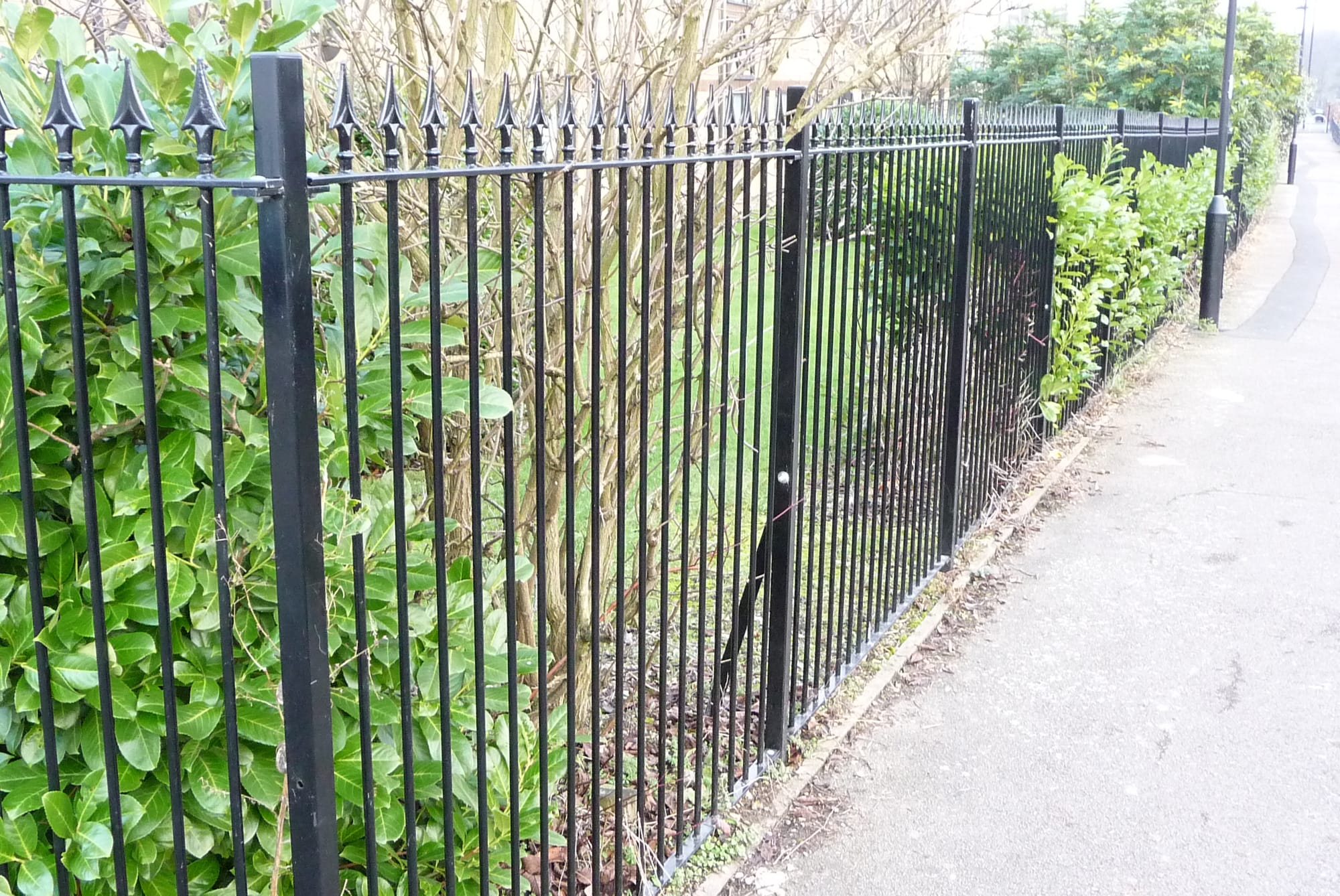 Drive Gates, Railings, Balustrades, Handrails, Everything Metal