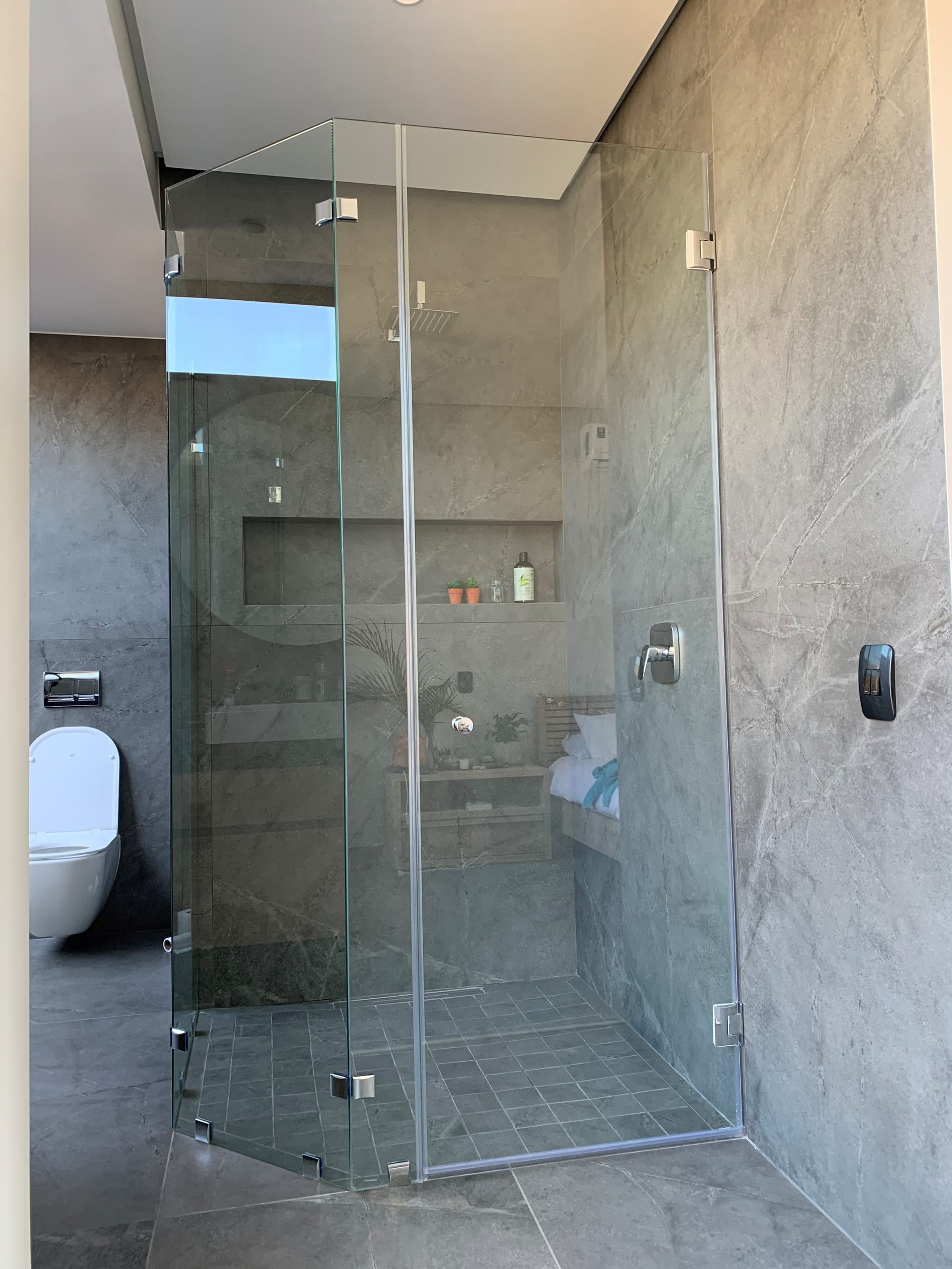 aluglass kzn - Frameless Glass & Acoustic Specialists