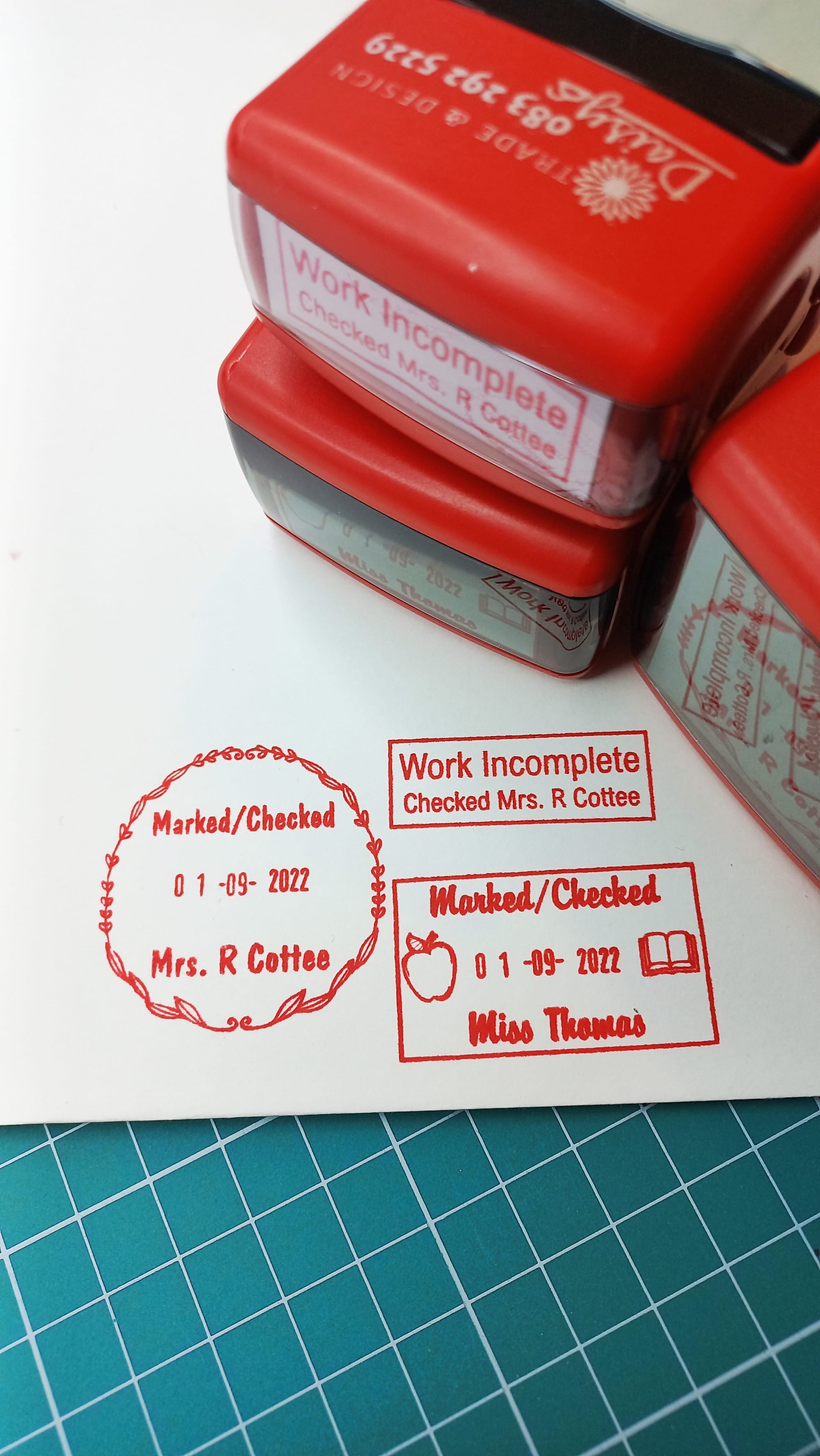 Daisy Stamps - Rubber Stamps Made Easy