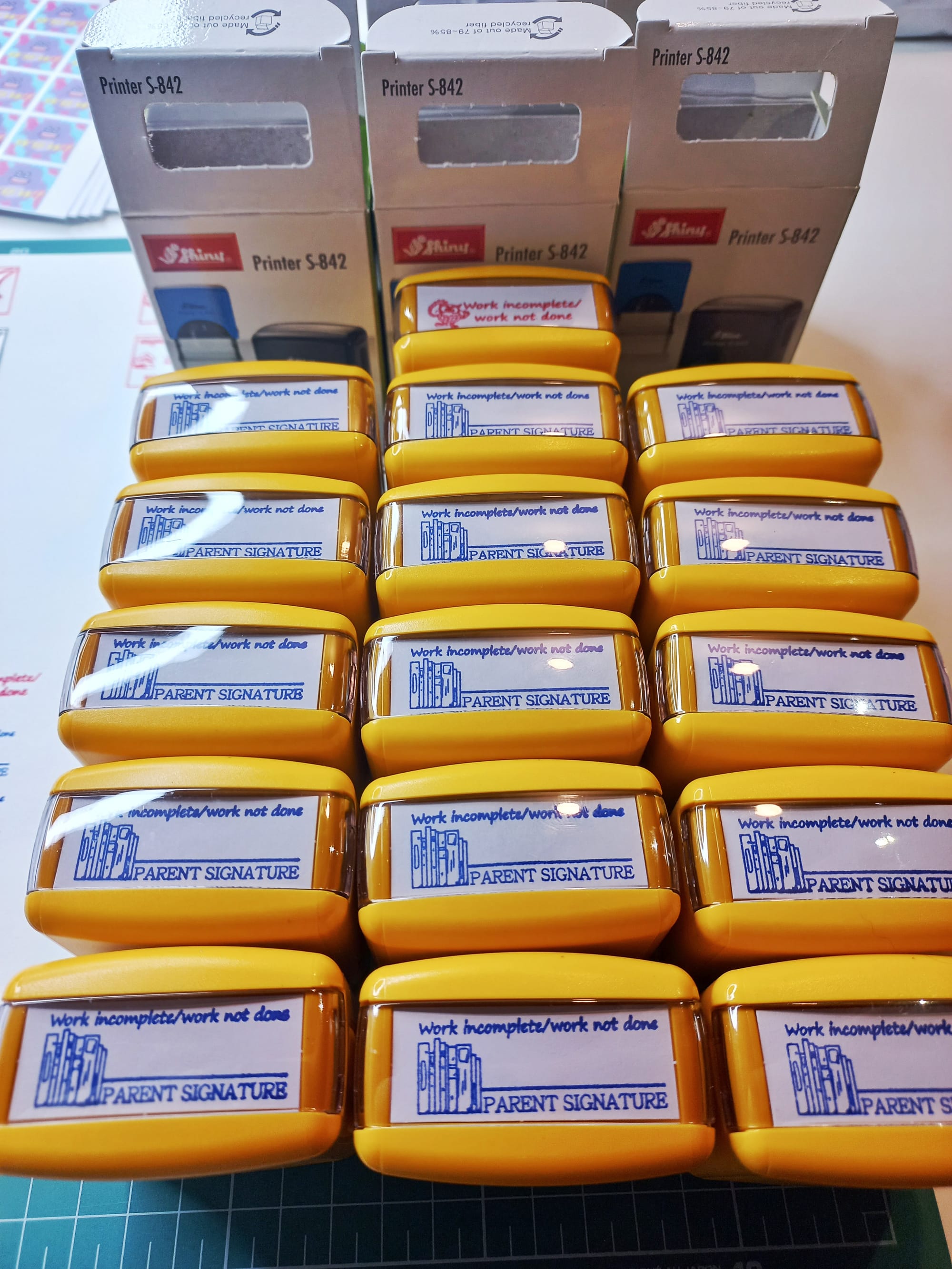 Daisy Stamps - Rubber Stamps Made Easy