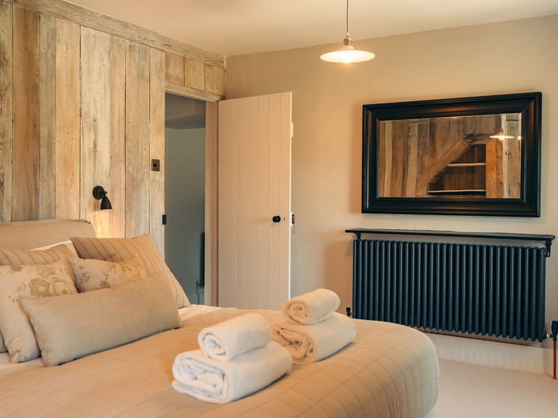 Wall Cladding - Town Country - Fine Flooring