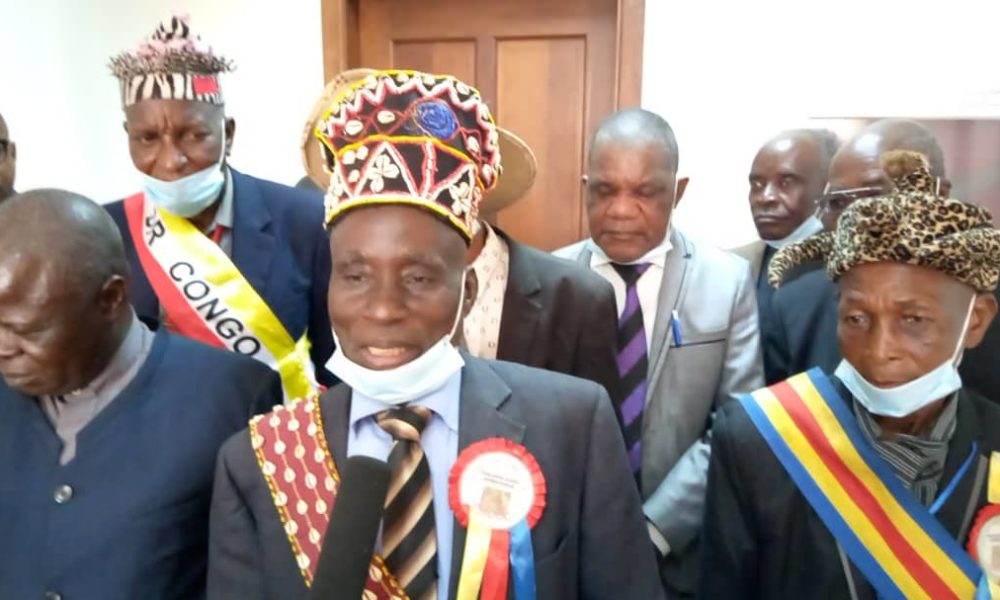 le peuple Yaka - FRAKAS-DIAS