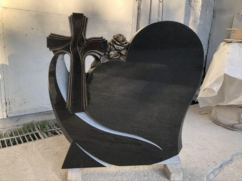 Monument granit G 11 - Monumente marmura&granit