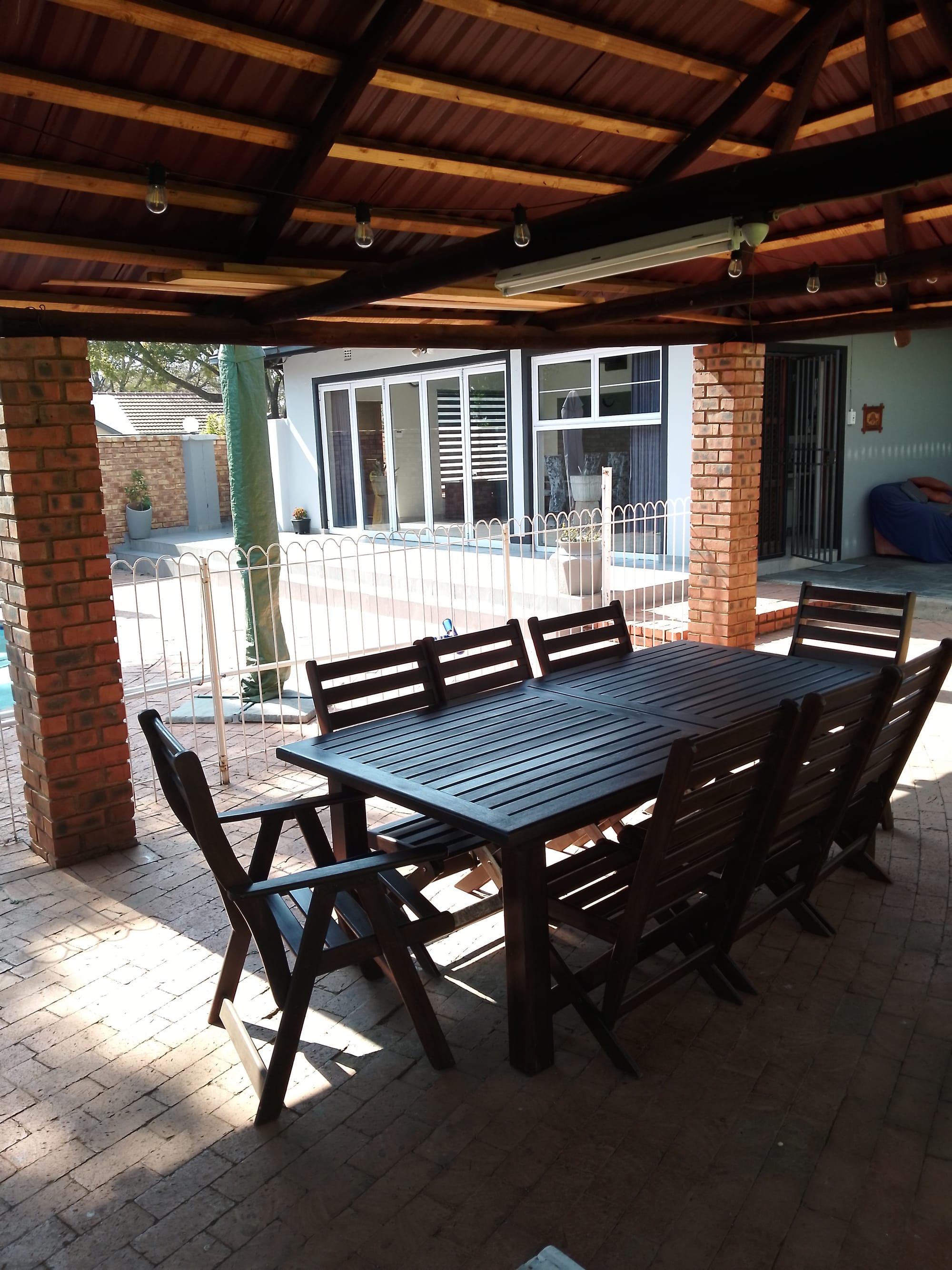 Just B Zone Guest House - Just B Zone Guest House