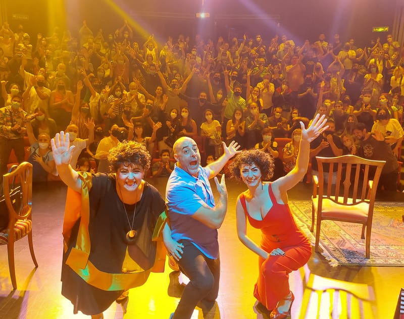 Teatro 🎭 Mi Madre Mi Novia Y Yo Nominada A 4 Premios Ace Bueno