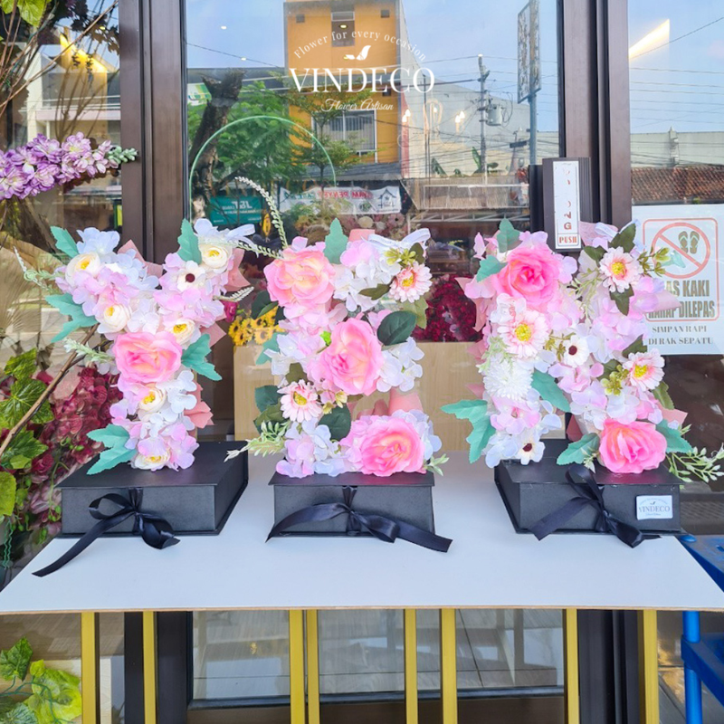 All Artificial - Vindeco Florist