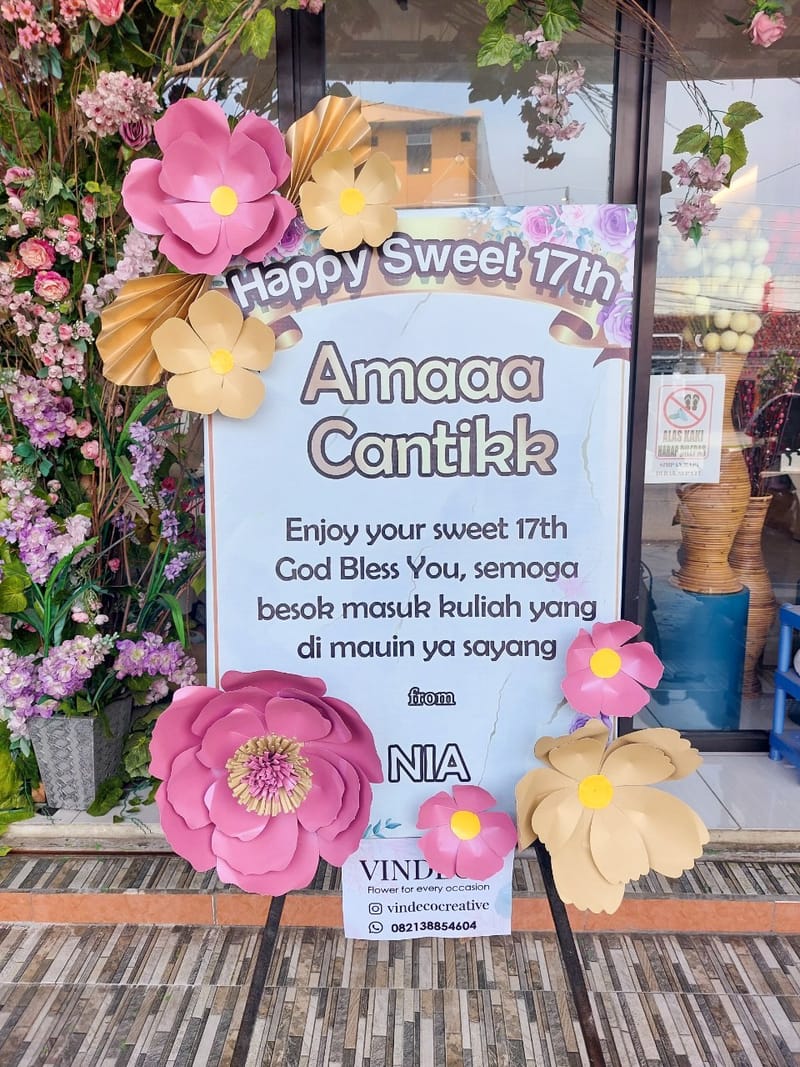 Bunga Papan dan Standing Flower - Vindeco Florist