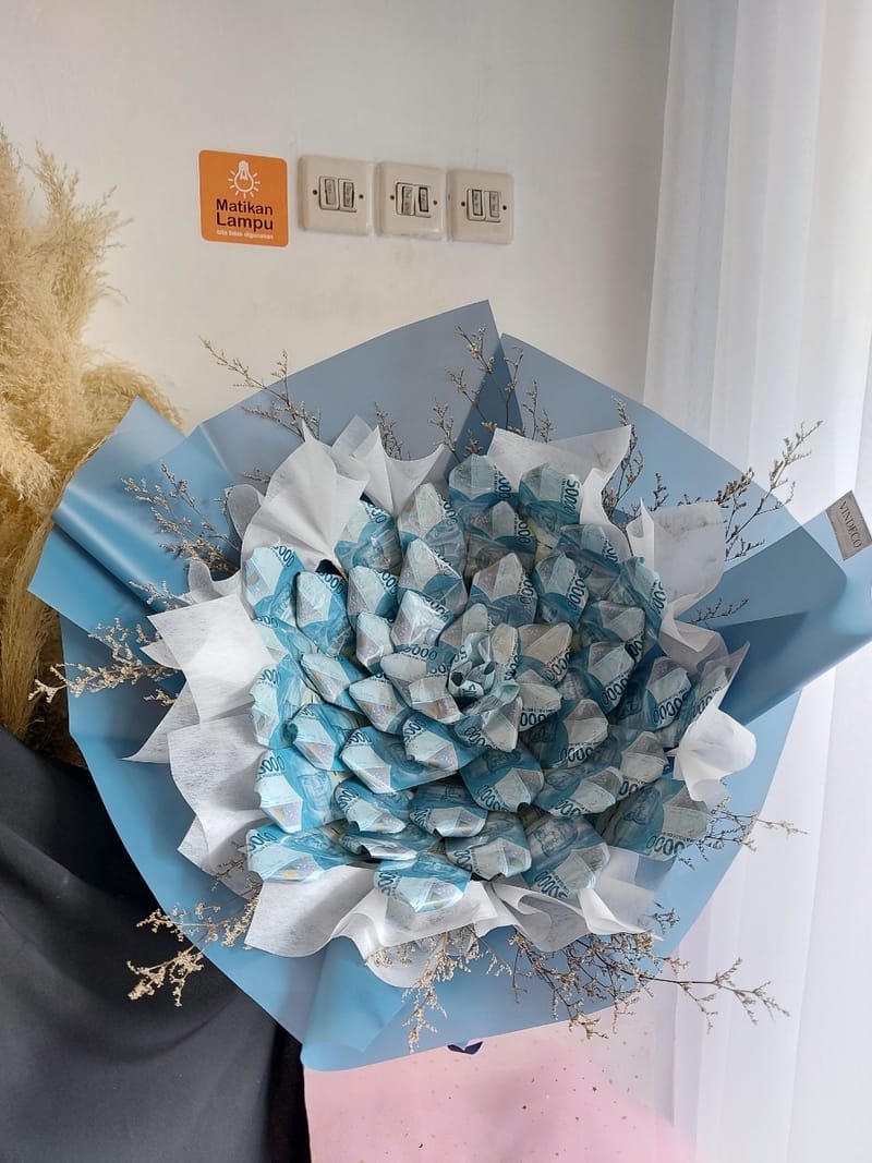 Buket uang model kipas