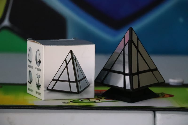 Pyraminx Ghost - Uchiuruguay