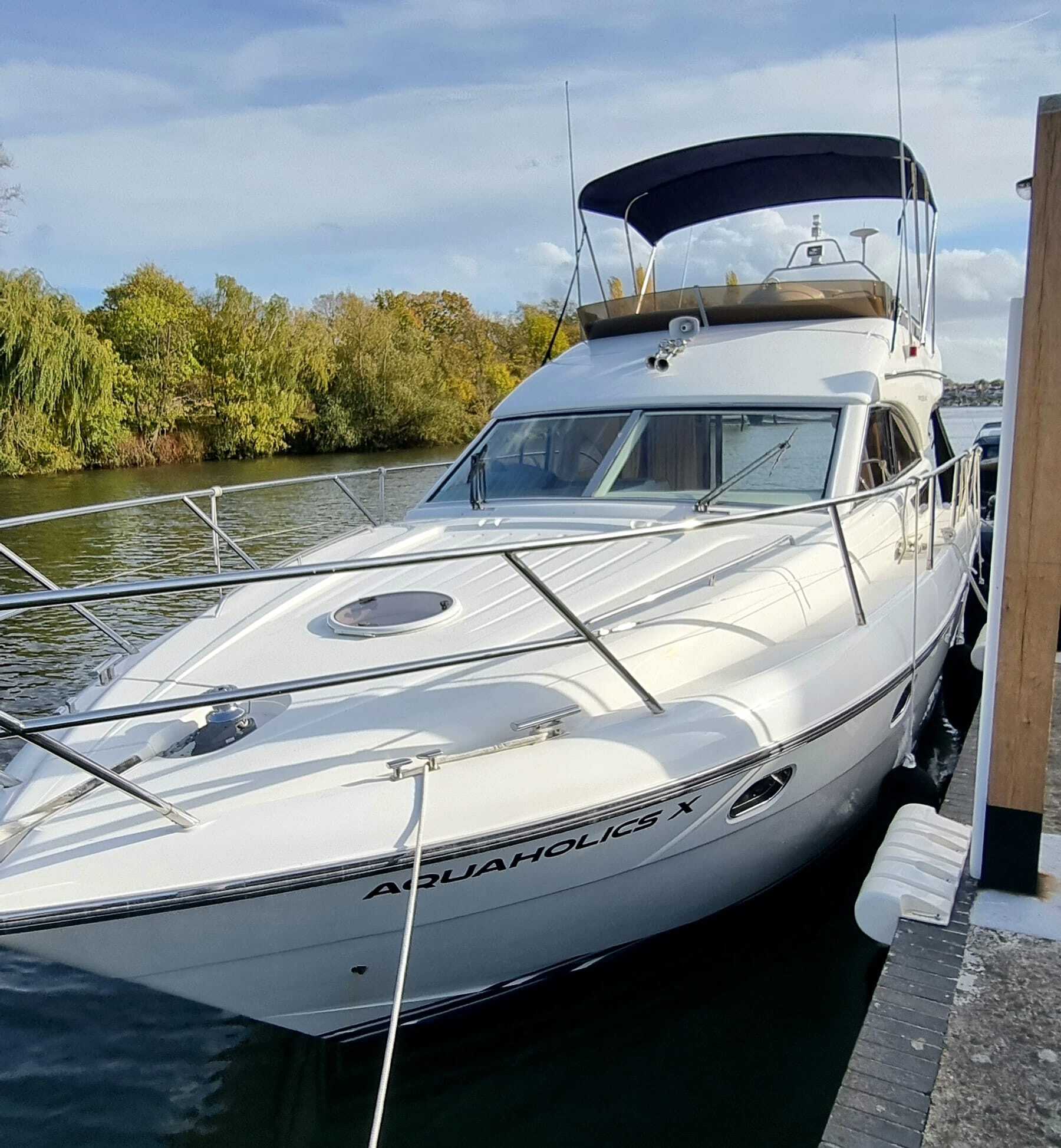 Luxury Boat Hire, Charter, River Thames, Kingston, Hampton Court