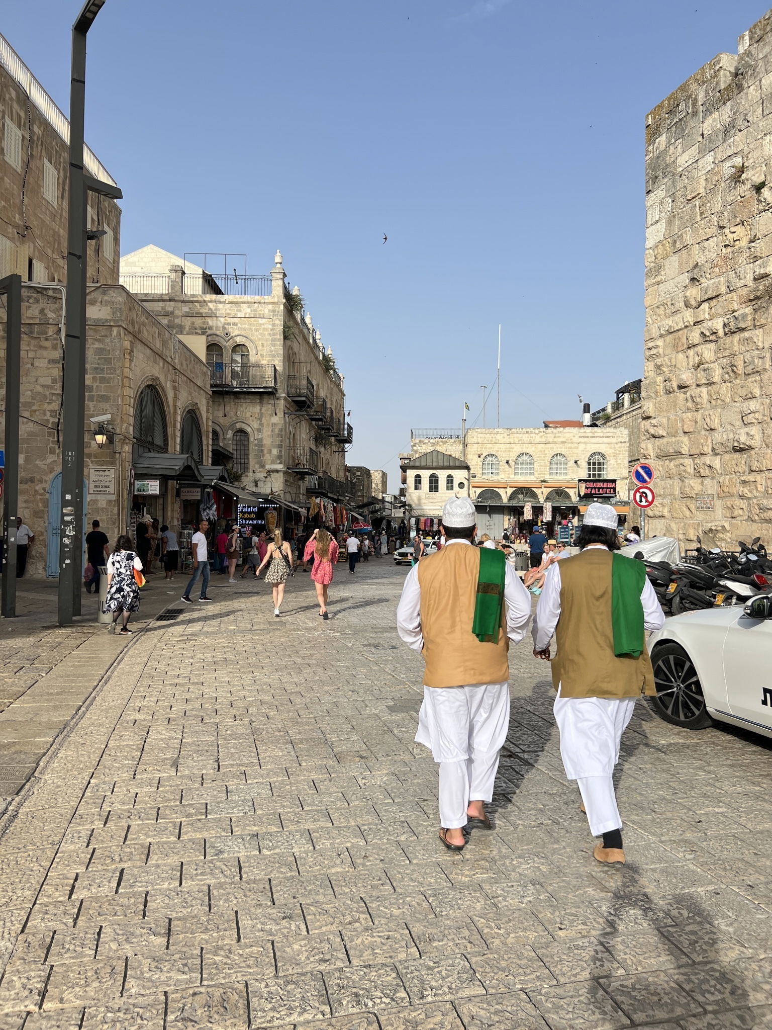 Eye-leading lines- guide the viewer's eye - Nili Israel Photos