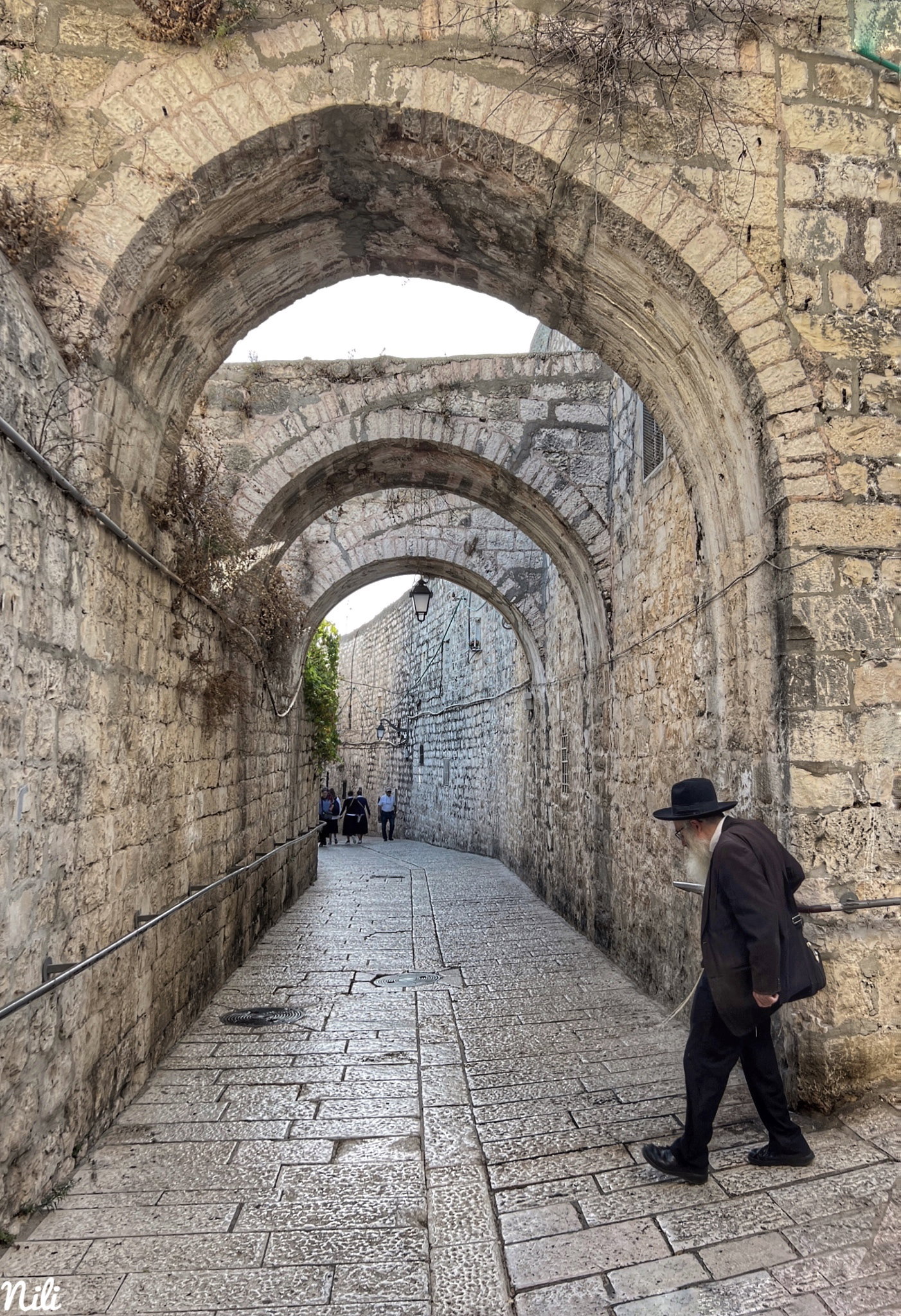 Natural framing in landscape photography - Nili Israel Photos