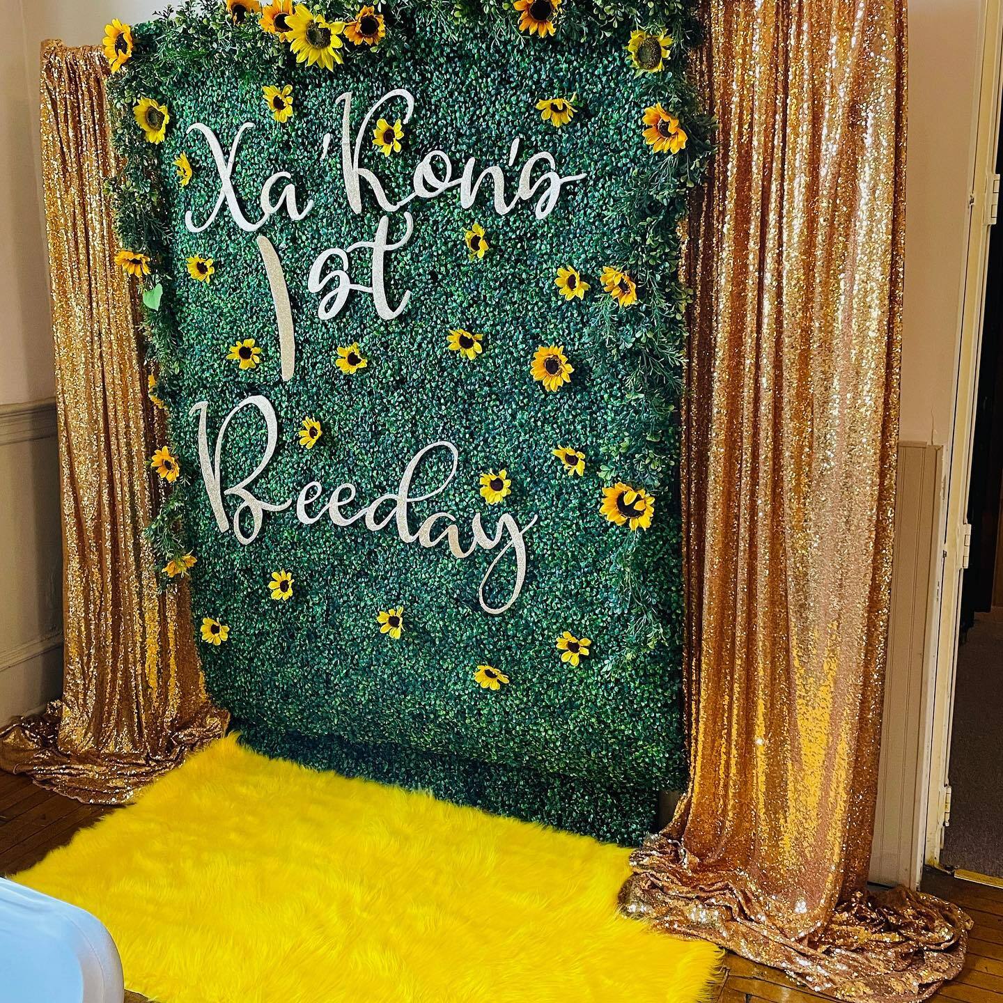 Rentable Items - Mobile Users Swipe Left - Seating In Style Events ...