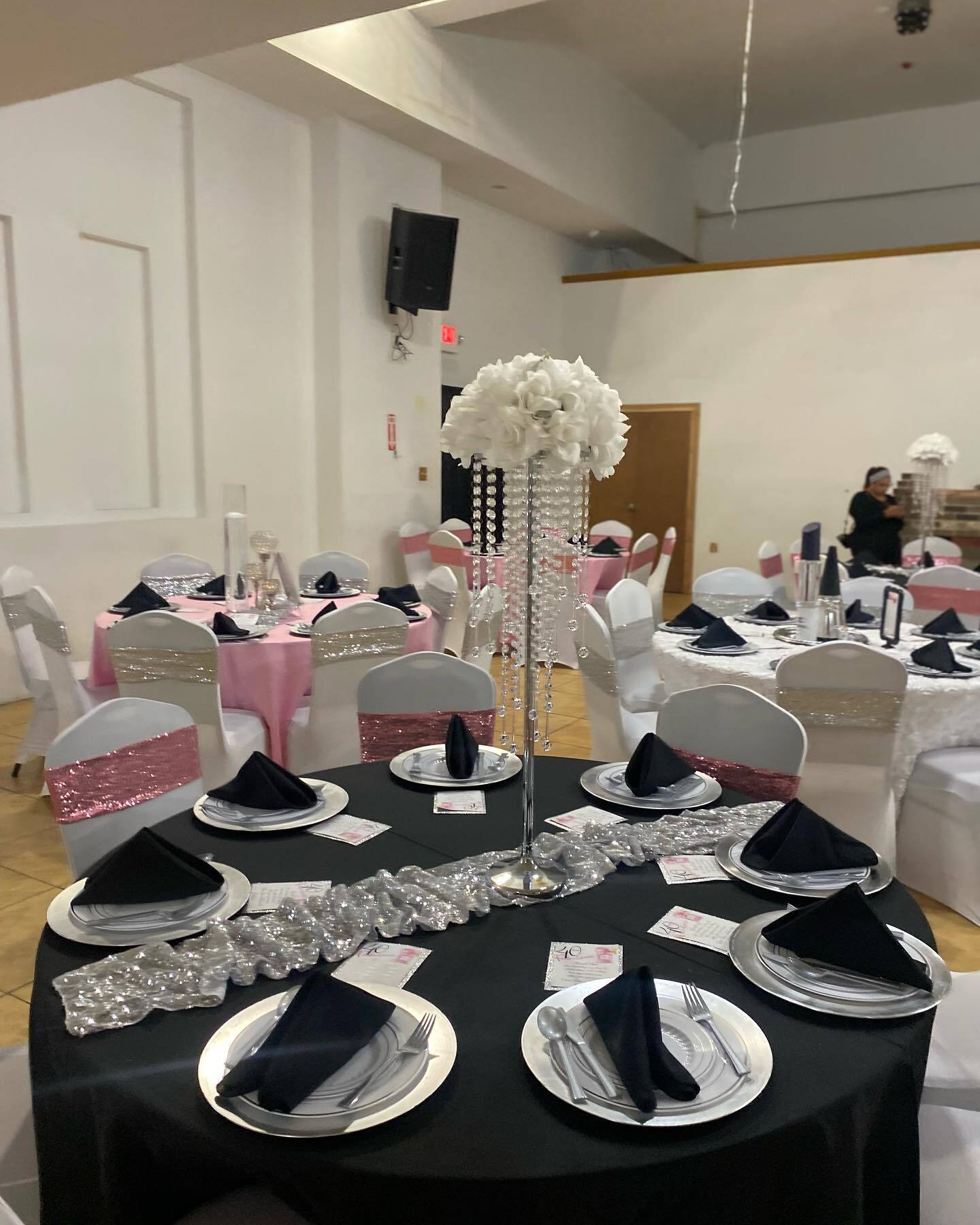 Rentable Items - Mobile Users Swipe Left - Seating In Style Events ...