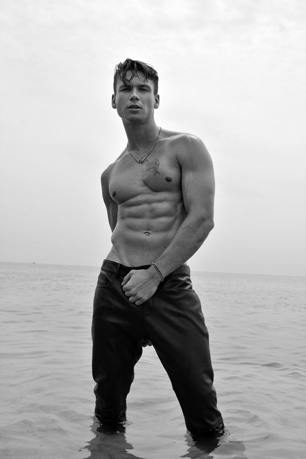 Airon - USA - Gio Models South Africa