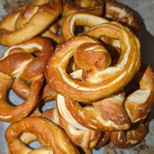 AMERICAN STYLE MALL PRETZELS - Chef yehudah Jacobs