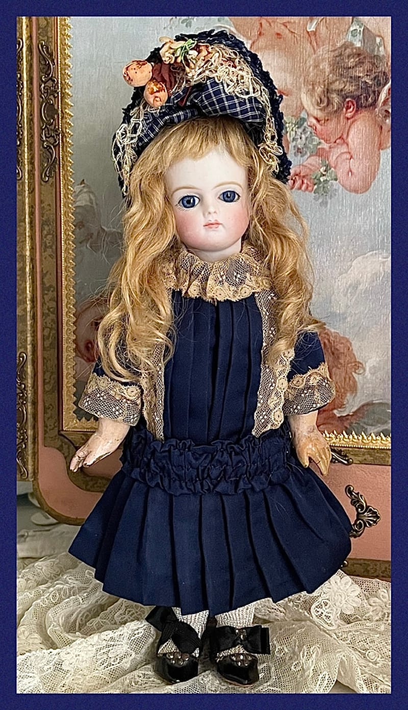 Antique French Dolls - Hearts Will Play