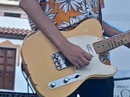 MUSIC - Help me, Ronda