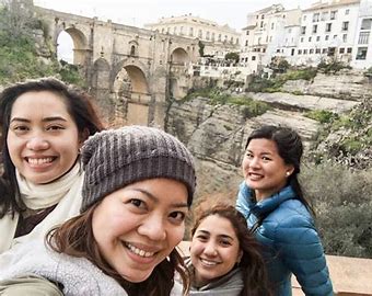 RONDA PEOPLE - Help me, Ronda