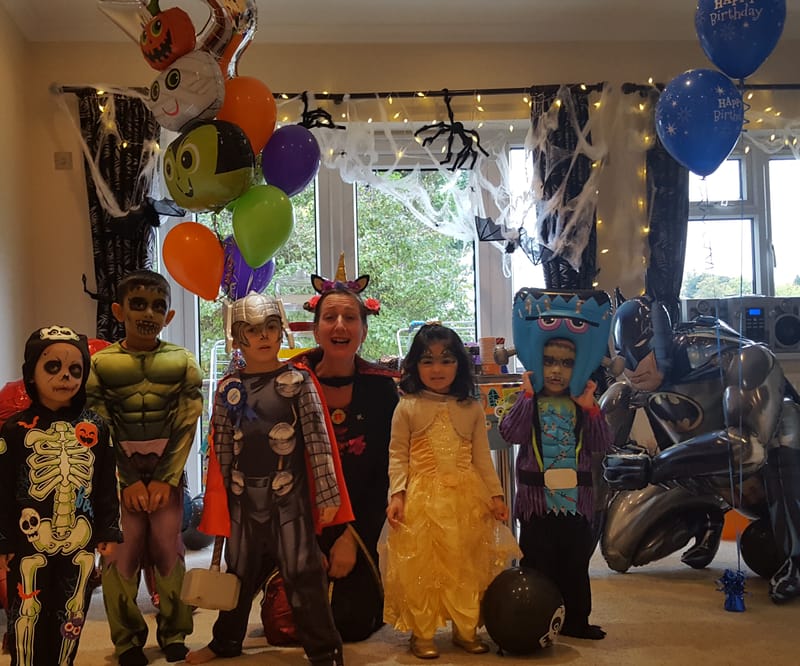 Character party - Merlin Entertainers