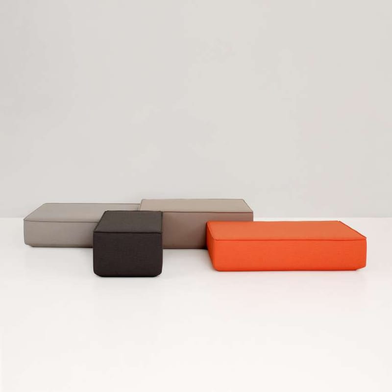 Cub MAYA - Gold Sofa Design