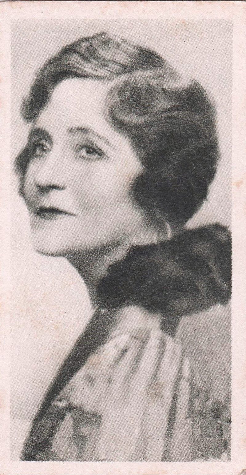 EVA MOORE - CINEMA & CIGARETTE CARDS