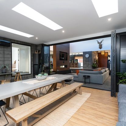 LC Building - LCBuilding