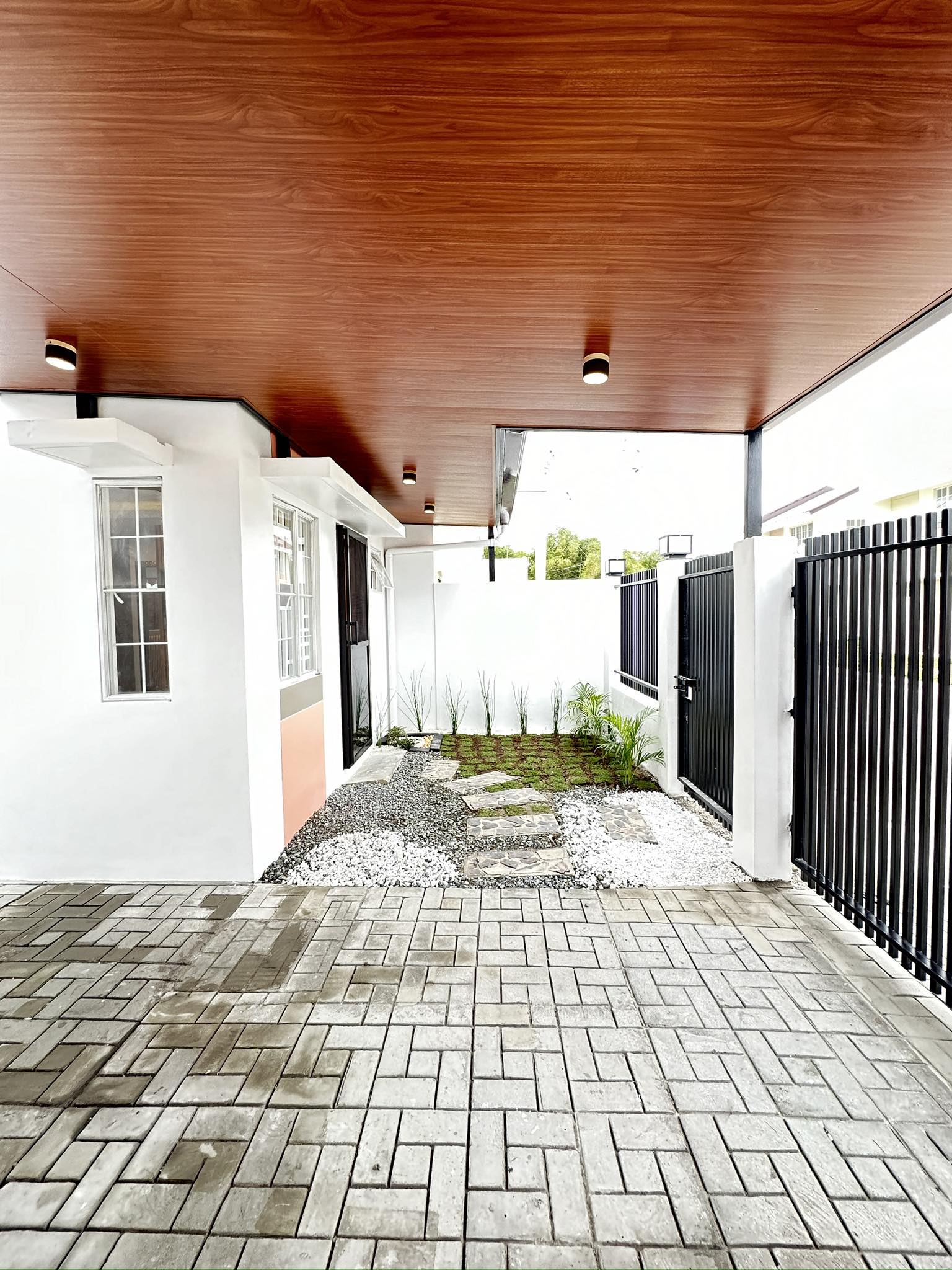 AOB CONSTRUCTION - AOB CONSTRUCTION ARCHITECT ON BOARD