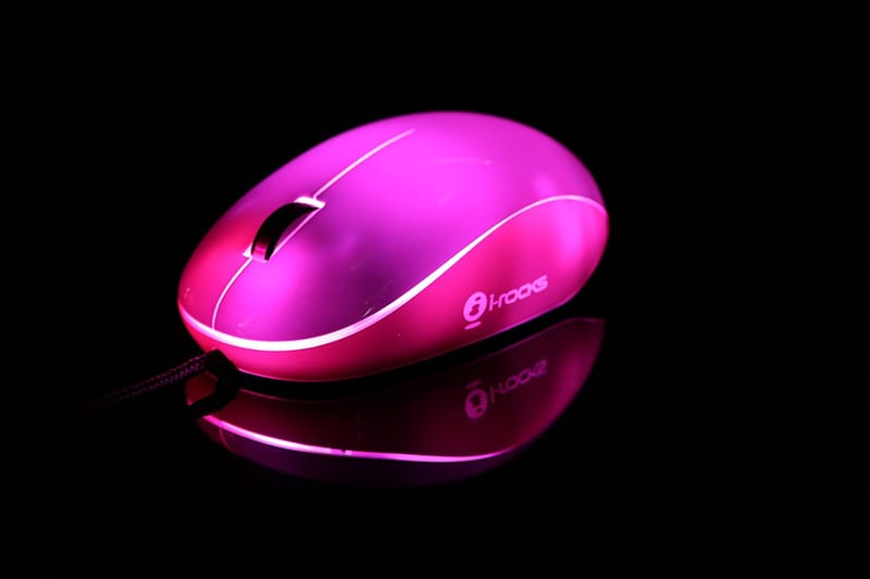 HCS225 Black and White Pre-installed 6 x RGB 12cm fan ATX case - HellCracks