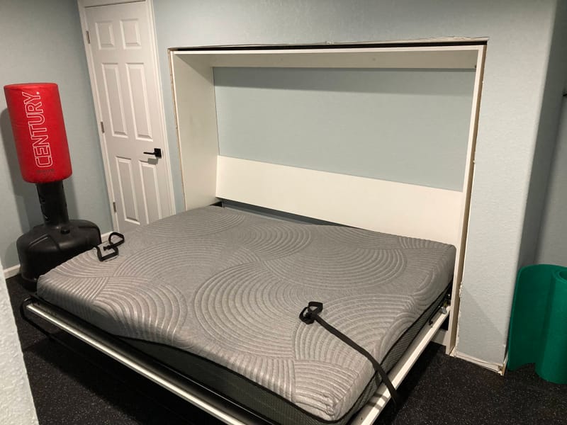 Horizontal vs Vertical Murphy Beds - BIG Helpers
