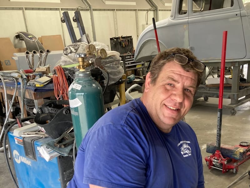 Eddie Hawk - Creative Classics and Customs