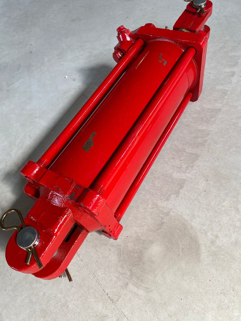Cilindru forta complet fi100 tractor UTB U-650 cu racord hidraulic fi ...