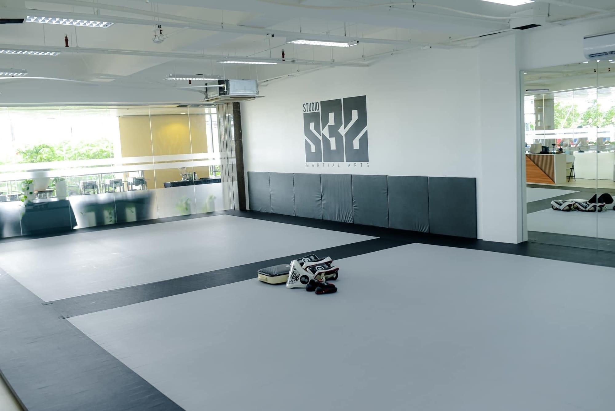 Radius One Architecture and Construction