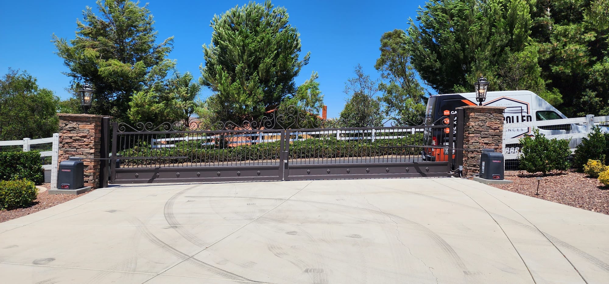 Controlled Entrances - GatesGarage DoorsAutomationAccess ControlCustom ...