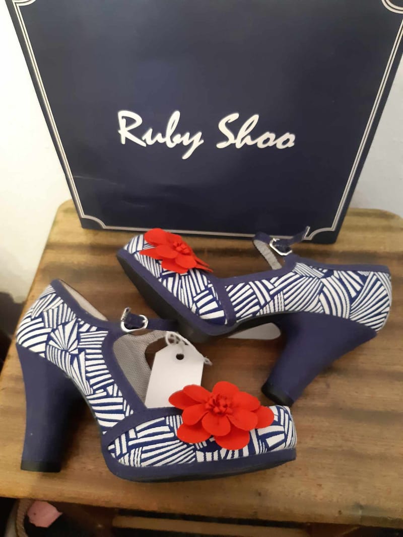 Ruby Shoo Samira & Bag size 4 - lindsayfashions of Ripon