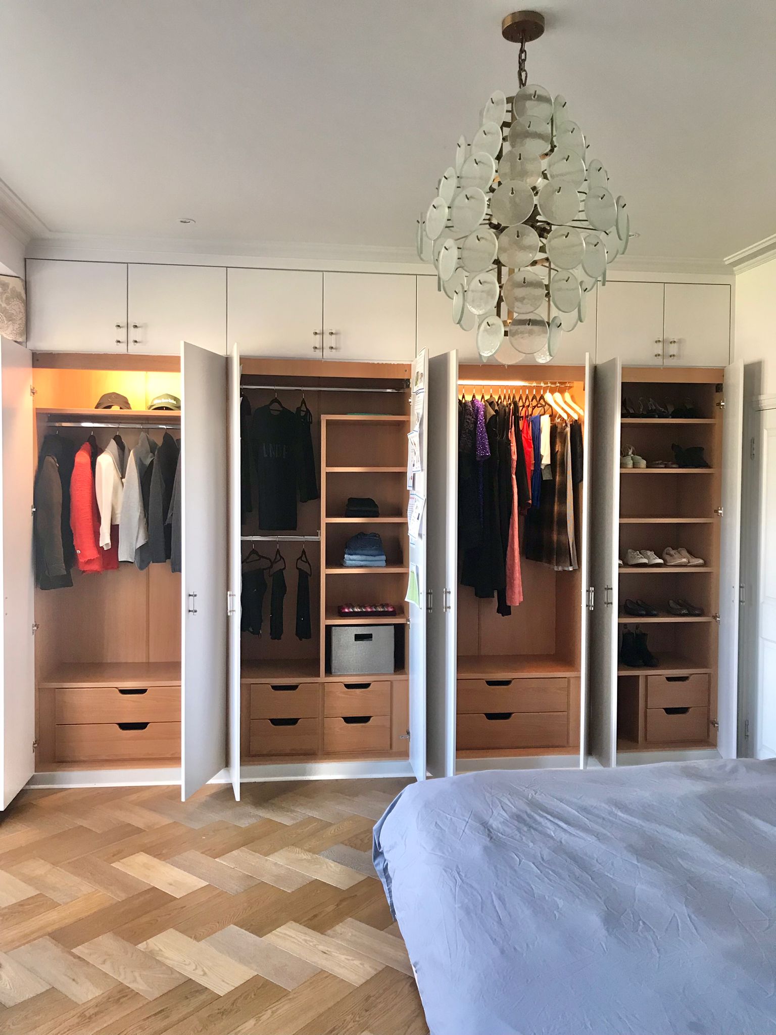 Declutter Dollies by Dilly Carter: UK's Top Organisers