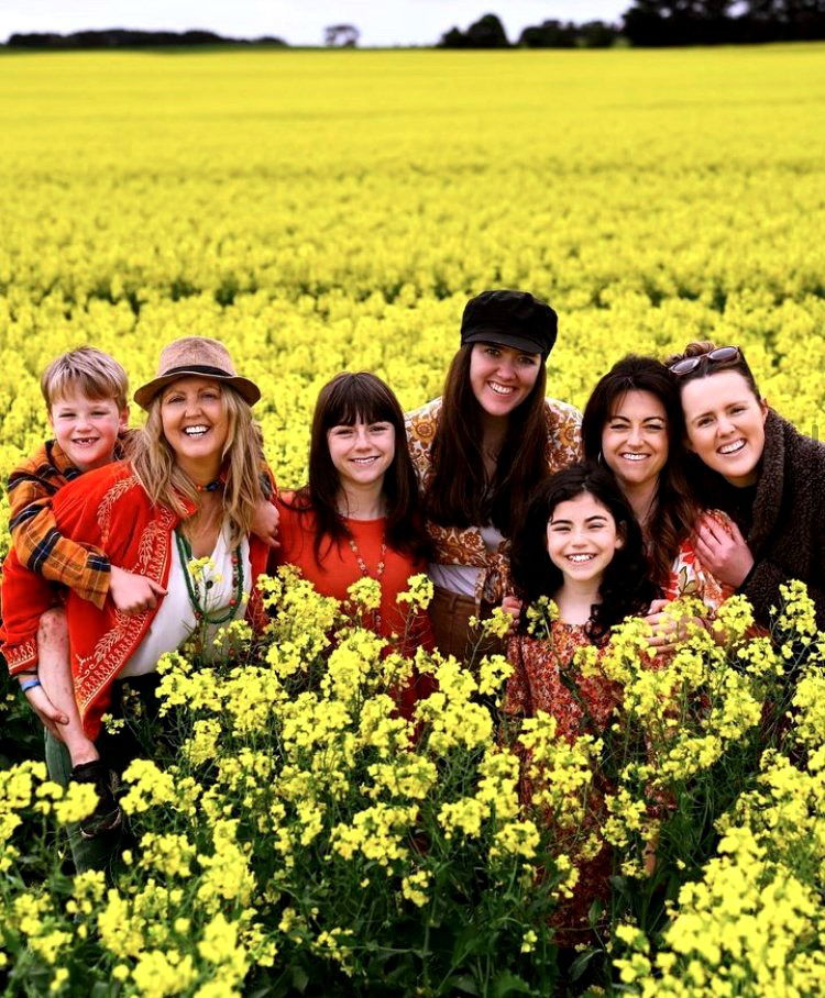 The Red Violets - THE RED VIOLETSSongwriters-Storytellers