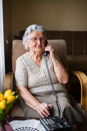 Personal Reminder Calls and Care Calls for Seniors: Care Call Rings